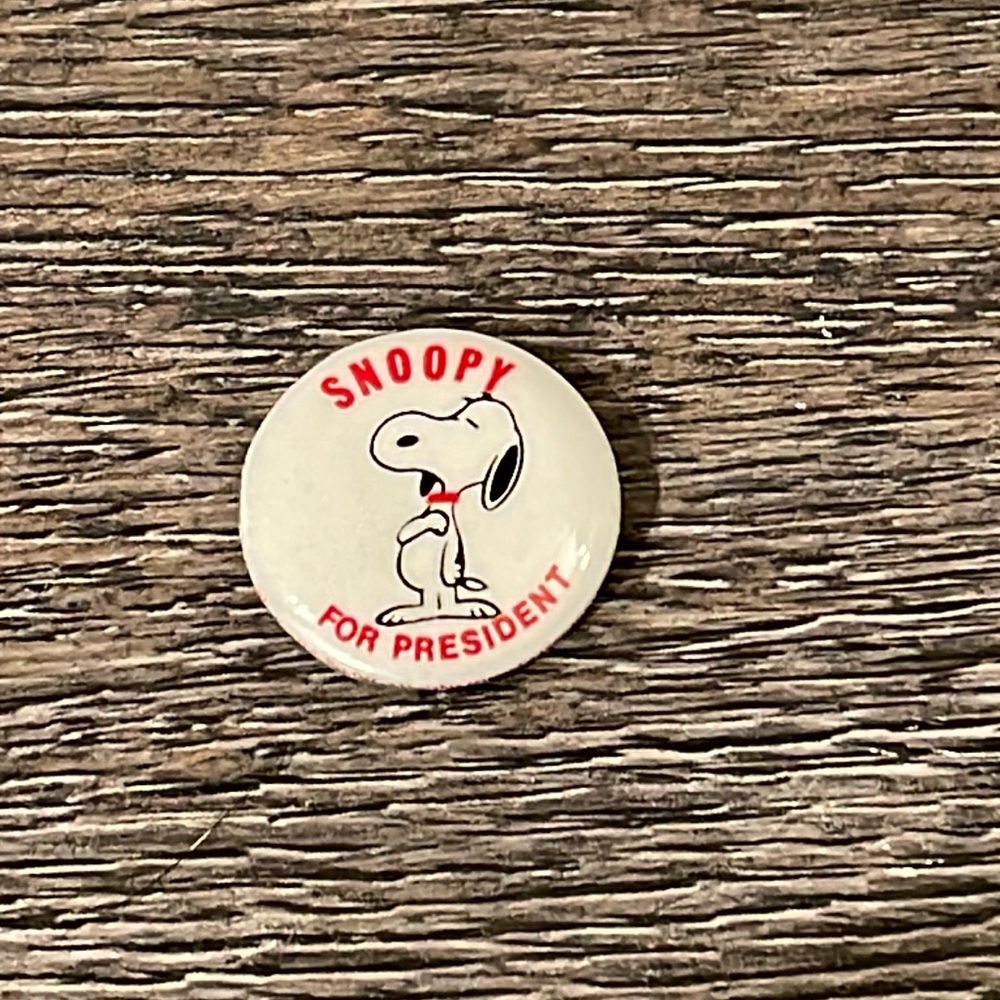 Vintage Snoopy For President Peanuts Button Pin Pb4e - Gem